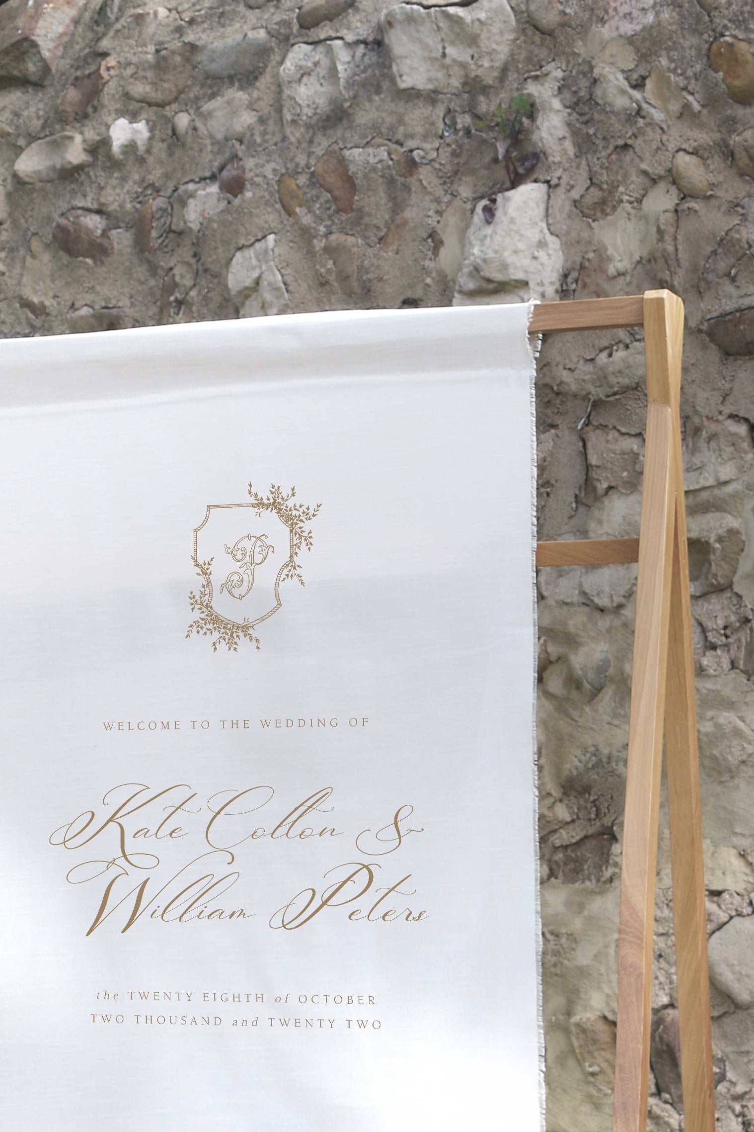 Cotswolds Linen Welcome Sign – Smith & The Magpie